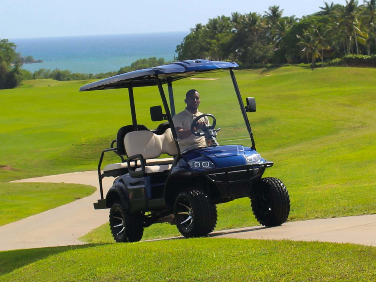 How Fast Gas Golf Carts Go: Avg MPH & Top Speeds